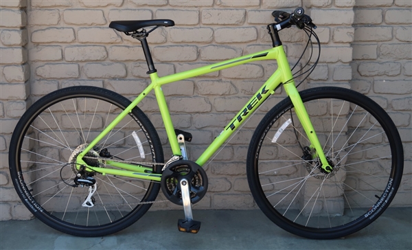 Large TREK FX2 Aluminum Disc Hybrid Sport Utility Bike ~5'9 Large TREK FX2 Aluminum Disc Hybrid Sport Utility Bike ~5'9
