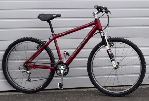 16 Cannondale F500 USA Made Aluminum Rock Shox 27 Speed Mountain Bike 16-cannondale-f500-usa-made-aluminum-rock-shox-27-speed-mountain-bike